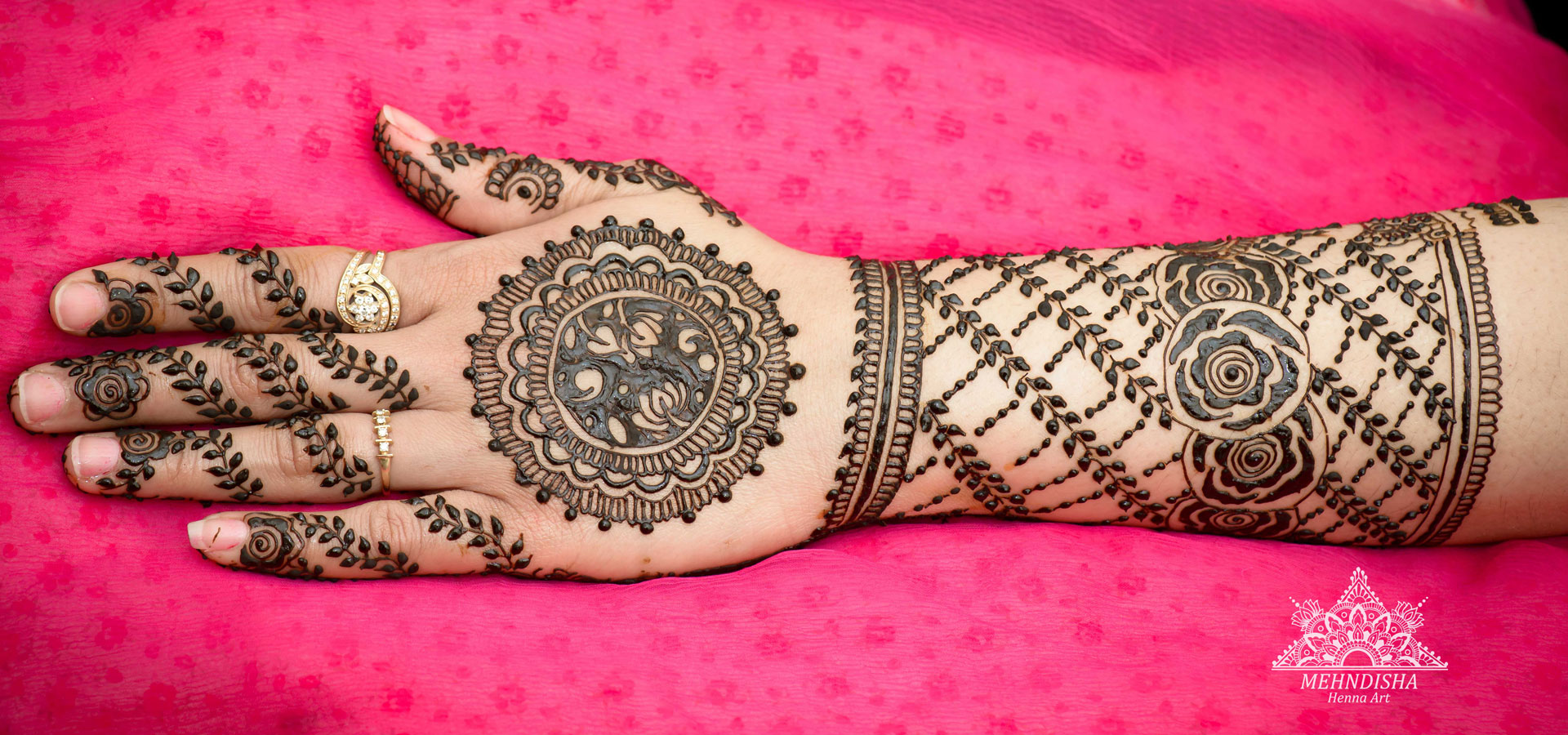 About:Mehndisha: Henna Artist